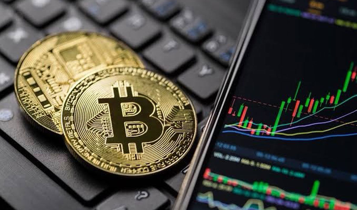 Биткоин превысил $78 000 после открытия Ормузского пролива