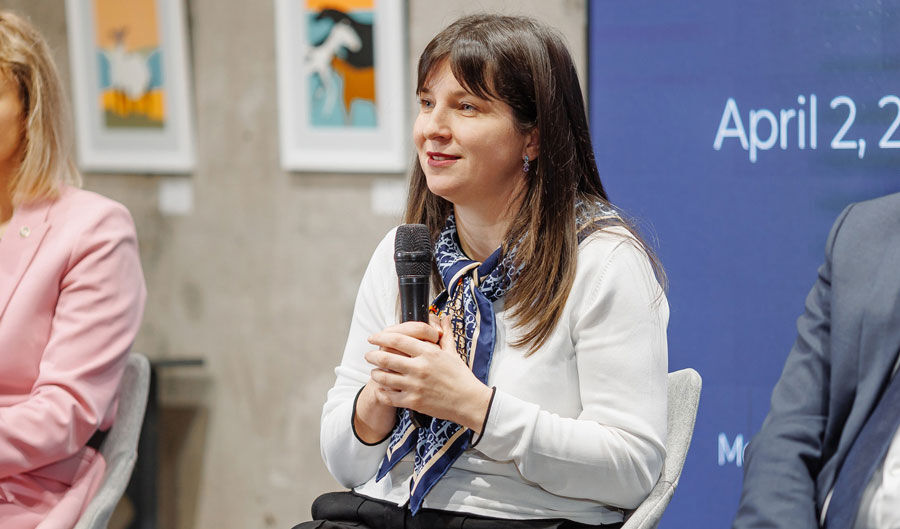 Creative sector asks for support and predictability - logos-pres.md