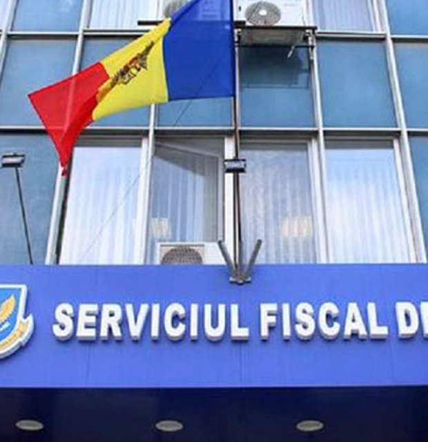 Romania faces political crisis as deputy PM and six ministers resign